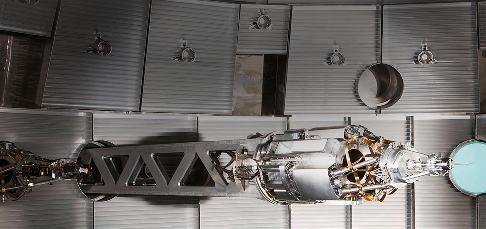 Nuclear: machine and scientific robot - ISP System